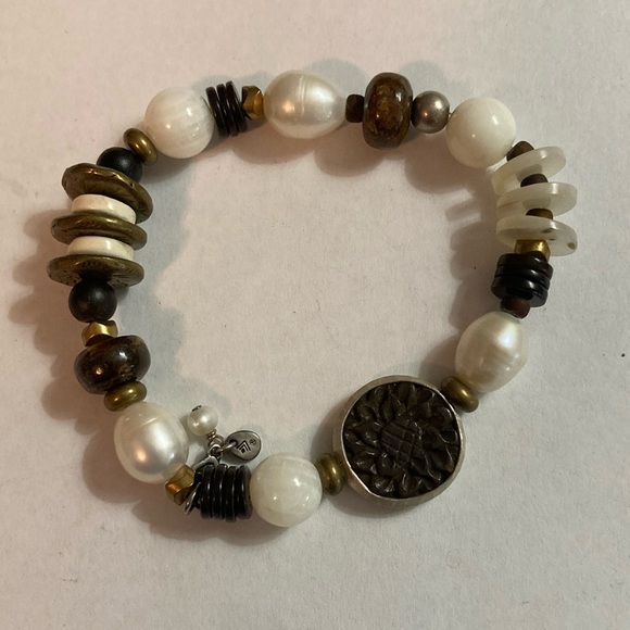 Silpada | Jewelry | Silpada Pearl Howlite Bone Mop Brown Lip Shell ...